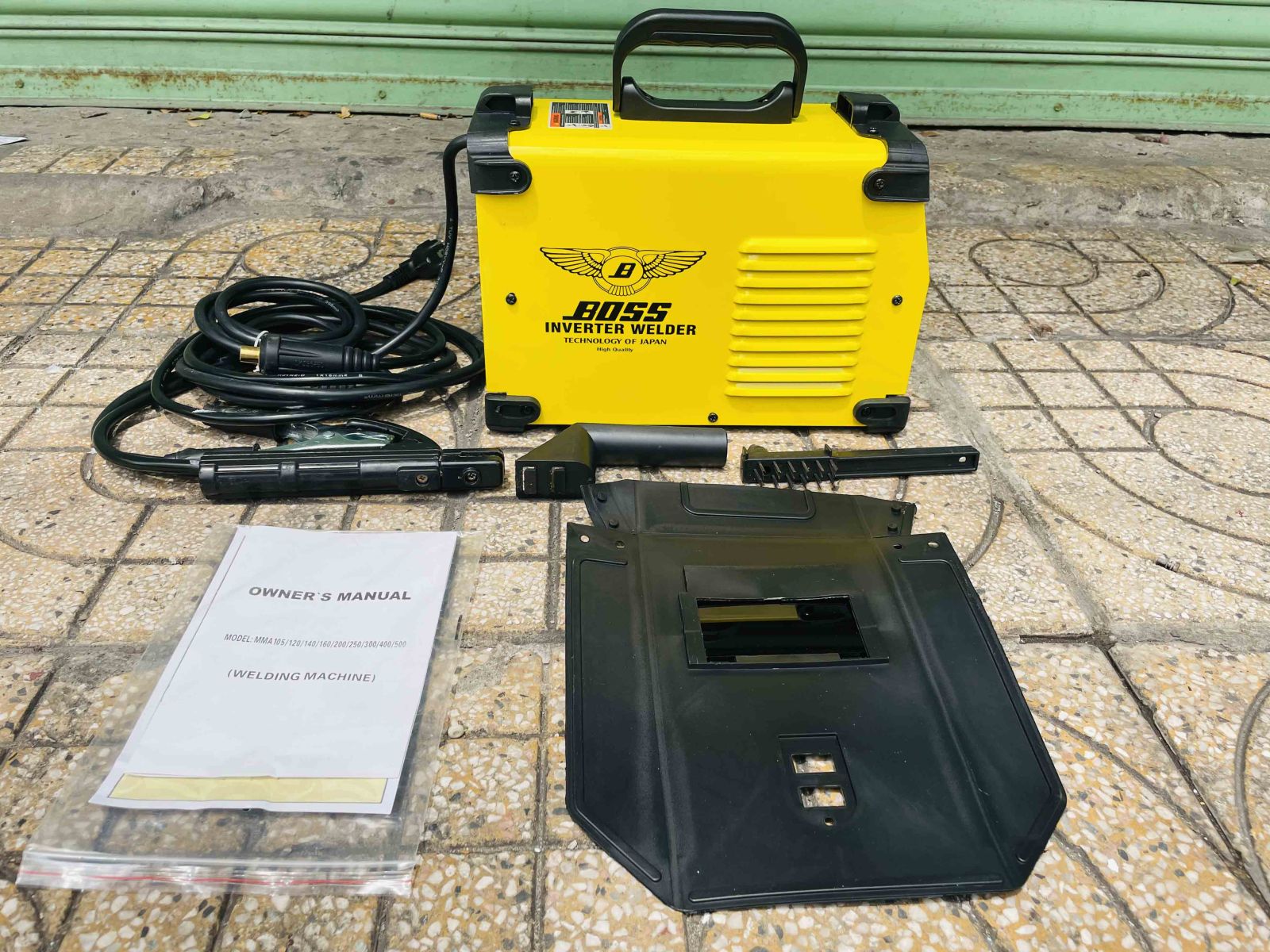 Máy hàn điện tử BOSS ARC 200